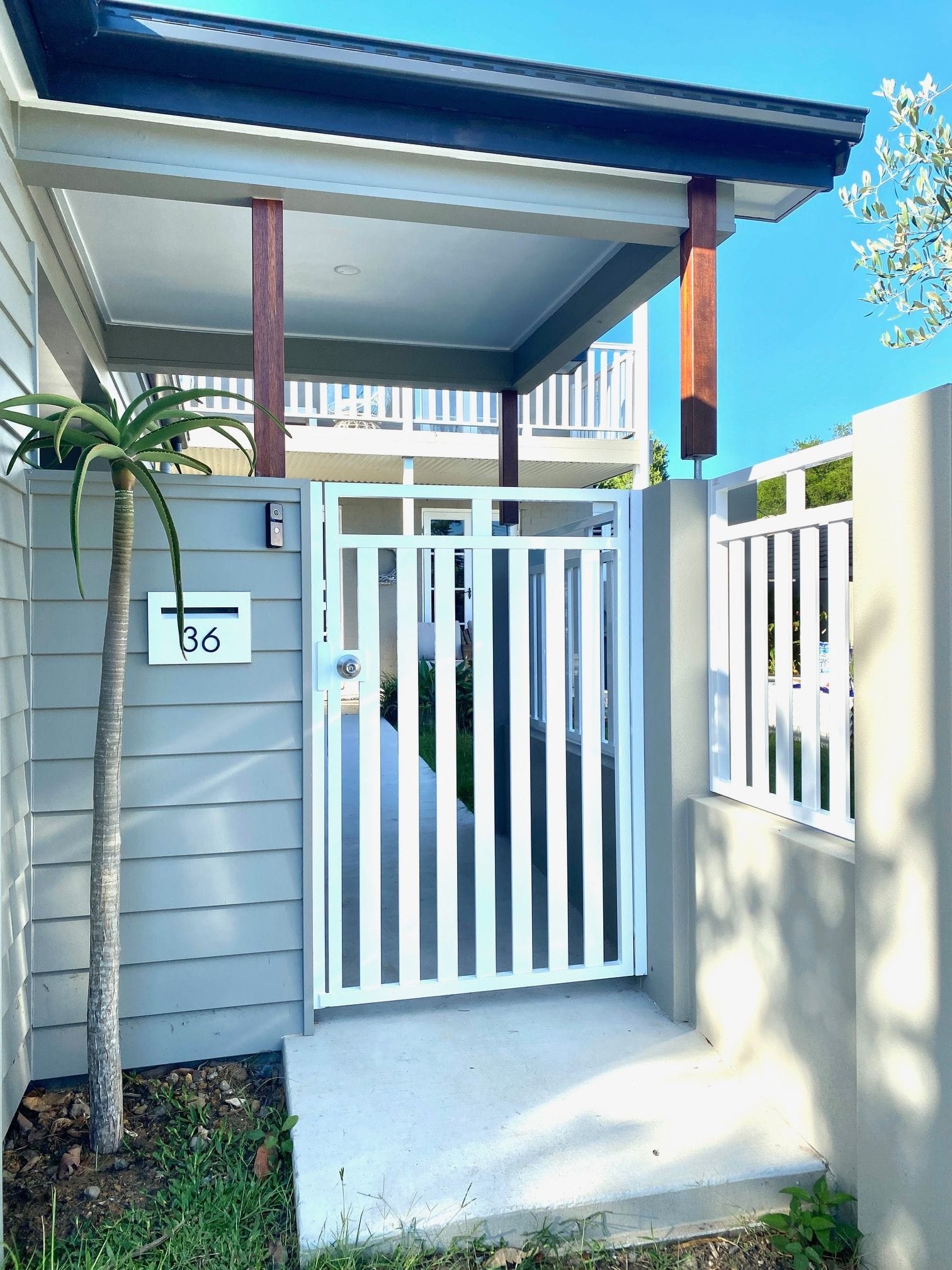 privacy screens and wall toppers